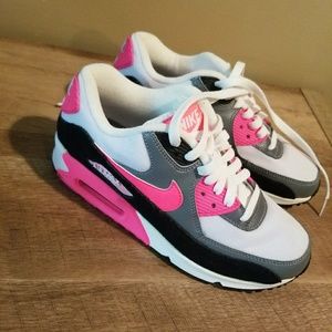 Nike Shoes for Women | Poshmark